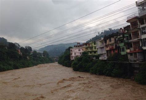 Jahu Bridge Collapses In Flash Flood Three Washed Away The News Himachal
