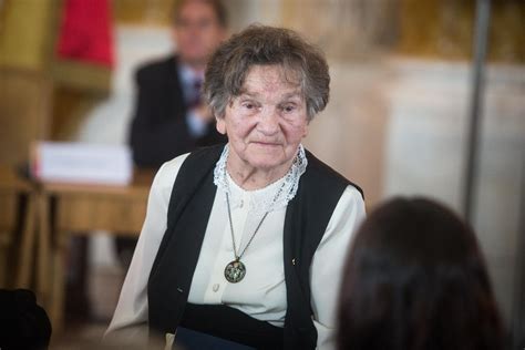 Niepodrabialna i cudownie uparta Wanda Traczyk Stawska kończy 96