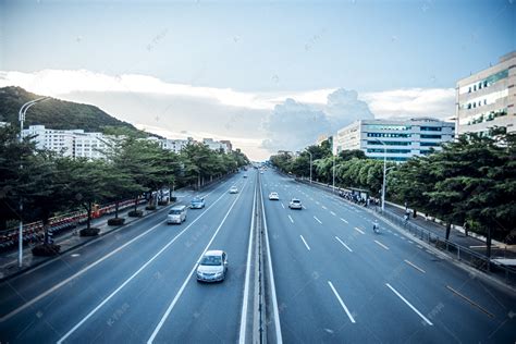 马路摄影图高清摄影大图 千库网