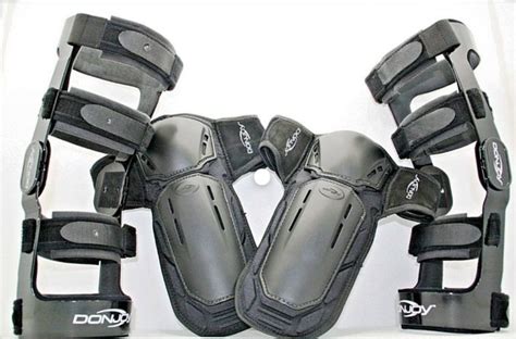 Sale Donjoy Armor Fourcepoint Knee Brace Pack For Motocross And Enduro