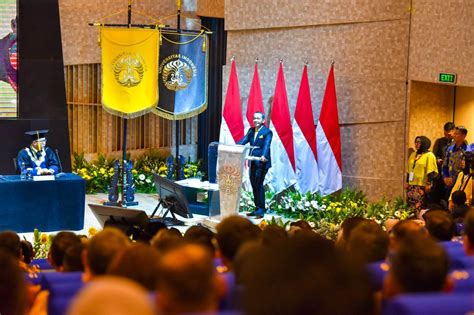 Minta Maaf Kepada Masyarakat Ui Tangguhkan Kelulusan Doktor Bahlil