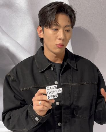 더쿠 후기보니까 더현대 오픈시간 전에 행사 다녀갔다고 하는데