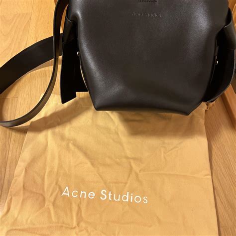 Nozomi様専用 Acne ムスビ バッグ メルカリ