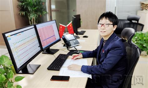 东航江苏公司地服部配载平衡战线上的巾帼标兵 中国民航网