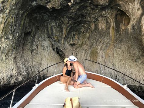 Passeio De Barco Em Capri Toda A Emoção No Mar Ao Redor Da Ilha