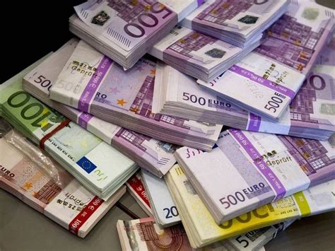 Euro Blue Hoy El Minuto A Minuto De La Cotización De Este Lunes Perfil