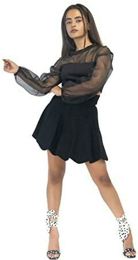 Buy Ombrage Women Black Solid Polyester Crop Top S Online At Best