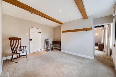 Mangerton Lea Cross Shrewsbury Shropshire Sy5 8hr Larch Property