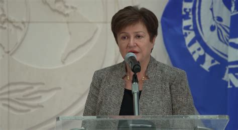 Ойрын ирээдүйд хиймэл оюун ухаан нийт ажлын байрын 40 хувийг орлоно