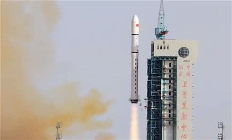 中国航天今日双喜临门！我国再次成功发射一箭三星手机新浪网