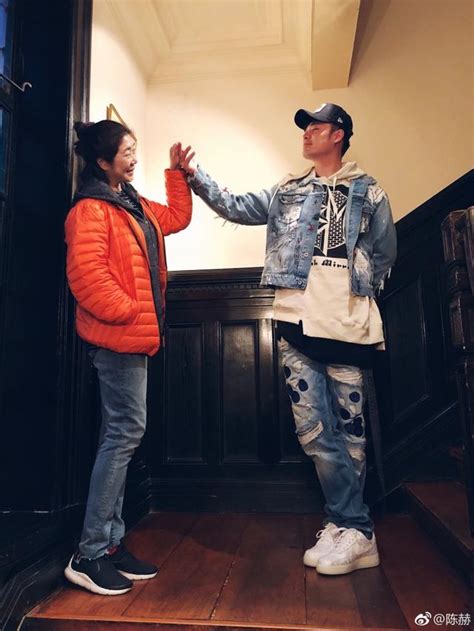 张子萱高调晒女儿，陈赫悄悄表白老婆，张子萱这样低调示爱陈赫？