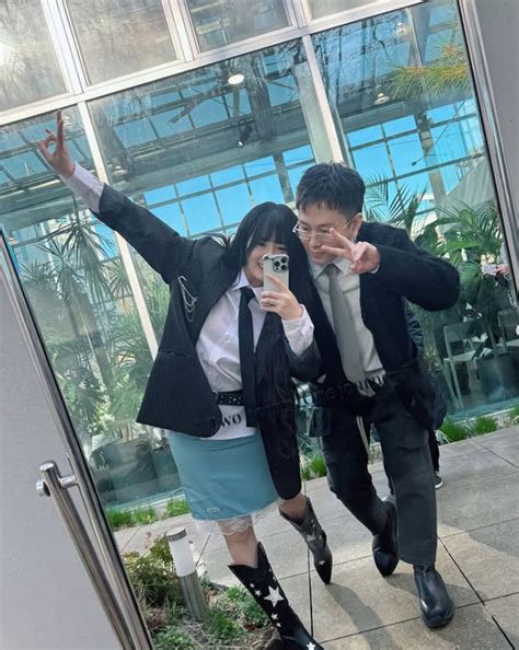 현아♥용준형 4개월 만에 공개한 ‘꿀떨어지는 부부 셀카