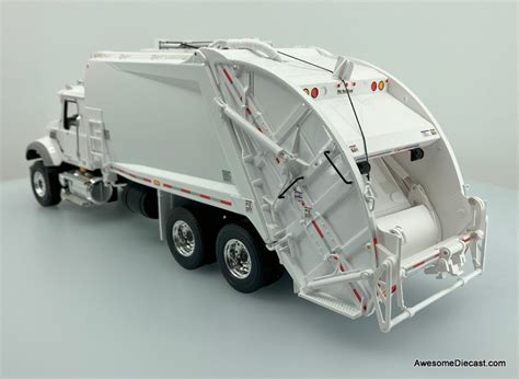 Rear Load Refuse Truck And Trash Carts First Gear 1 34 Mack Granite Mp