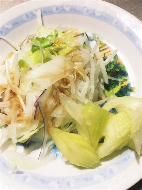 セロリの浅漬け By Santamama 【クックパッド】 簡単おいしいみんなのレシピが350万品