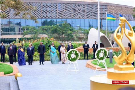 Perezida Kagame Na Madamu We Bashyize Indabo Ku Gicumbi CyIntwari