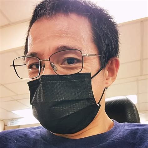 楊文欽 Yang Wen Chin • Threads Say More