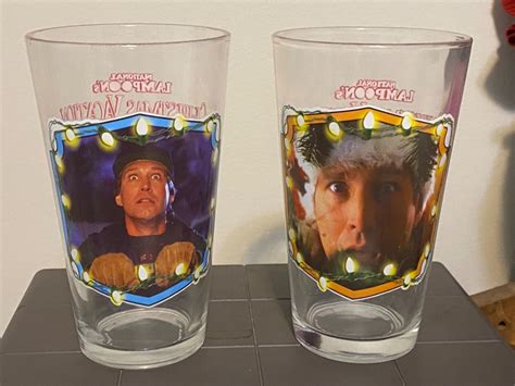 National Lampoons Christmas Vacation Glasses Pair Of 2 Chevy Chase