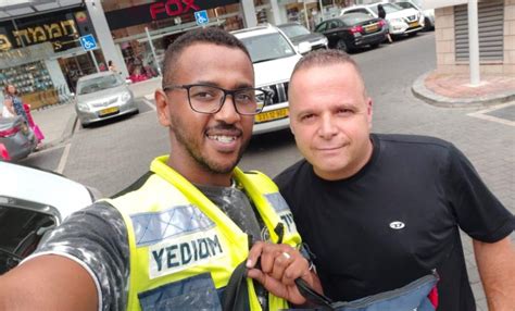 תינוקת ננעלה ברכב באשקלון ראש העירייה הזעיק את מתנדבי ידידים כאן