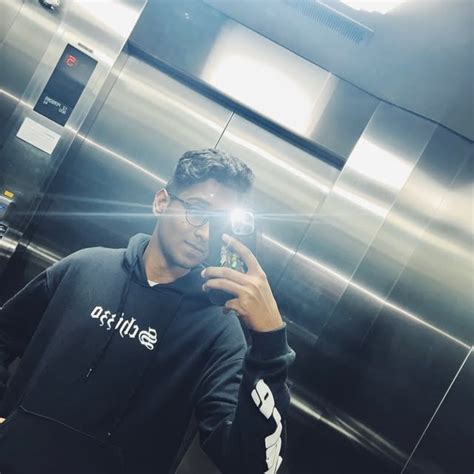 Shad Habib Shadh • Threads Say More