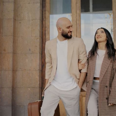 Վաչե և Գայա Սև աչքեր Վաչե և Գայա Սև աչքեր By Հայ Music