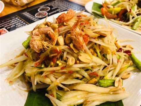 ตำโคราช • ฟินเฟร่อ ร้าน หอมปลาแดก ดอนเมือง ดอนเมือง
