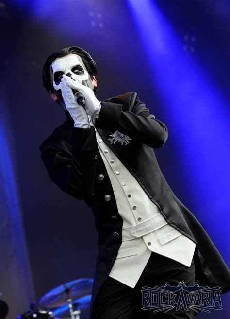 Pin By Jenn On Papa Terzo Ghost Papa Ghost Pictures Band Ghost