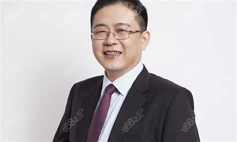 北京鼻修复有名的医生：刘彦军李劲良等技术鼻部对比照 8682整形网