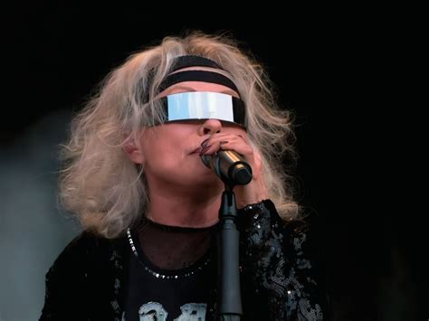 Glastonbury 2023 Watch Blondie Perform Call Me