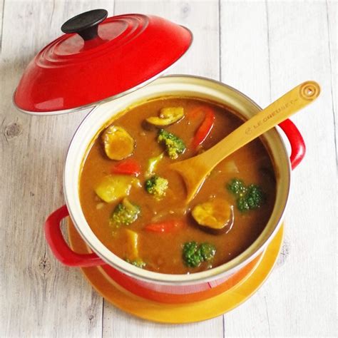 下班後的一人晚餐 琺瑯便利湯鍋 ． Le Creuset Taiwan