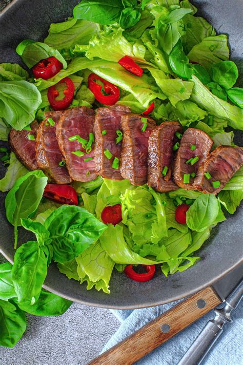 7 Easy Steak Salad Recipes Snappy Living