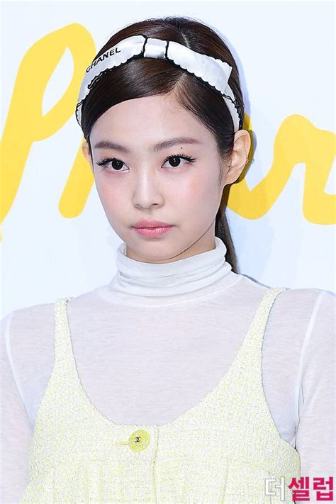 Pin De Prim En BlΛƆkpiИk Grupos Kpop Femeninos Kpop Estilo Chic