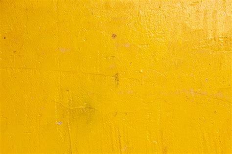 오래 된 그런 지 금이 빈티지 밝은 노란색 콘크리트와 시멘트 금형은 풍 화 페인트와 스크래치와 벽 이나 바닥 배경 질감 0명에 대한 스톡 사진 및 기타 이미지 Istock