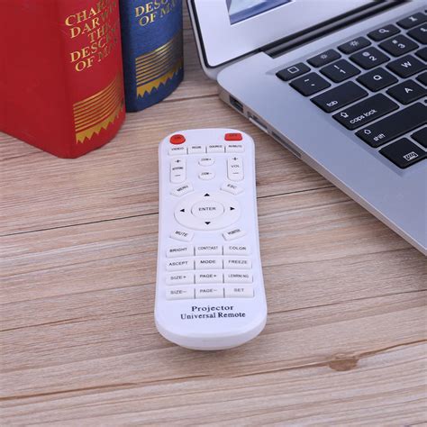 Universal Projector Remote Control For EPSON INFOC Grandado