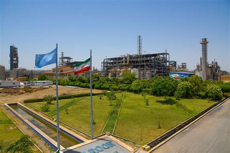 شرکت در یک نگاه شرکت پتروشیمی کارون