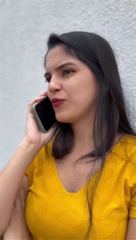 Ele Viajou Um Longa Distância Para Conhecê La E Se Arrependeu By