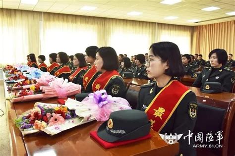 中國陸軍之聲夜讀獨當一面的女漢子 每日頭條