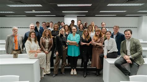 Eae Business School Madrid Lanza Un Máster En Dirección De Marketing