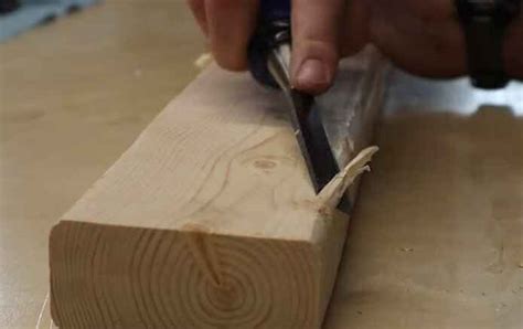 How To Sharpen A Chisel With A Honing Guide