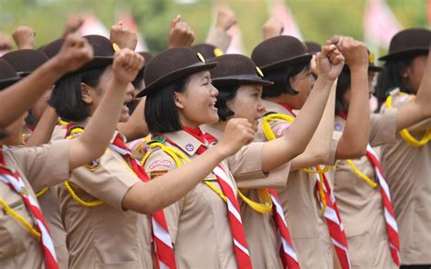 Mengapa Baju Pramuka Berwarna Coklat Ini Alasannya