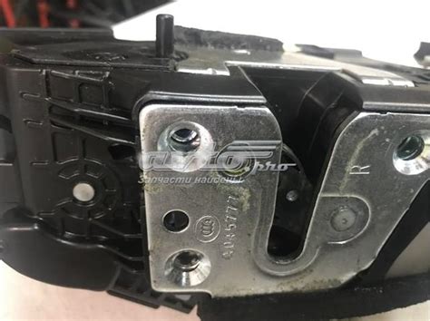 814202P000 Hyundai/Kia замок двери задней правой