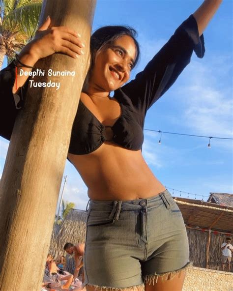 Deepthi Sunaina S Style Will Make You Want To Redefine Yours Deepthi Sunaina S Style Will Make