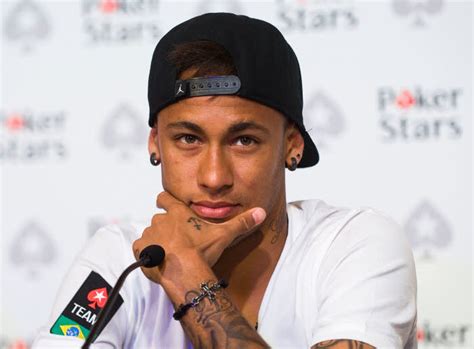 Pas De Preuves Suffisantes Pour Accuser Neymar De Viol Estime La