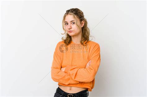 白人的年轻高加索女人在检查你时疑惑高清图片下载 正版图片504370228 摄图网