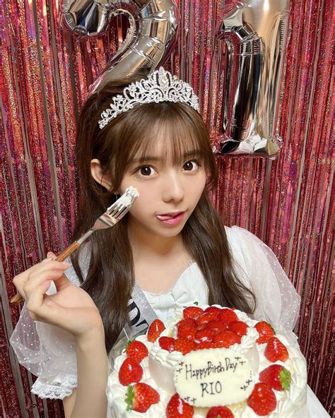 大森莉緒 On Twitter 本日12 22 お誕生日を迎えました🎂🌸 私を見つけてくれて、いつも応援してくれて、本当にありがとうござい