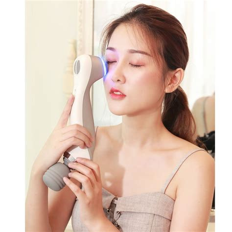 Hot Or Cold Vibration Massage Make Face Skin Fresh And Relax Tense