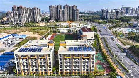 《航拍防城港》第一集：防城港市金湾中学用地招生规模