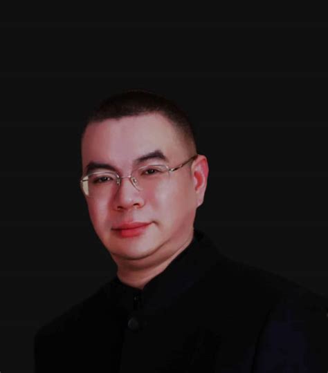 学院党总支书记 陈毅