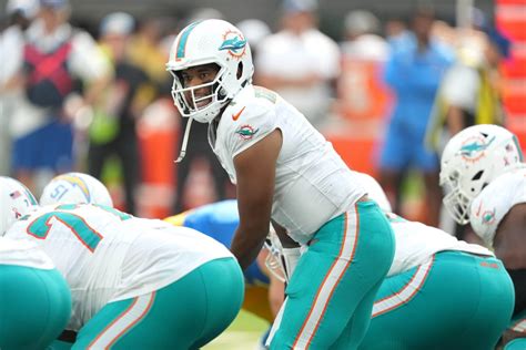 Nfl Executive Hits Miami Dolphins With Backhanded Compliment Ahead Of