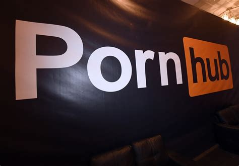Pornhub Blocks Access To Virginia Users In Response To New Age