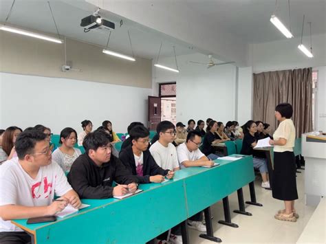 数学与统计学院学生党支部召开主题教育专题组织生活会 数学与统计学院